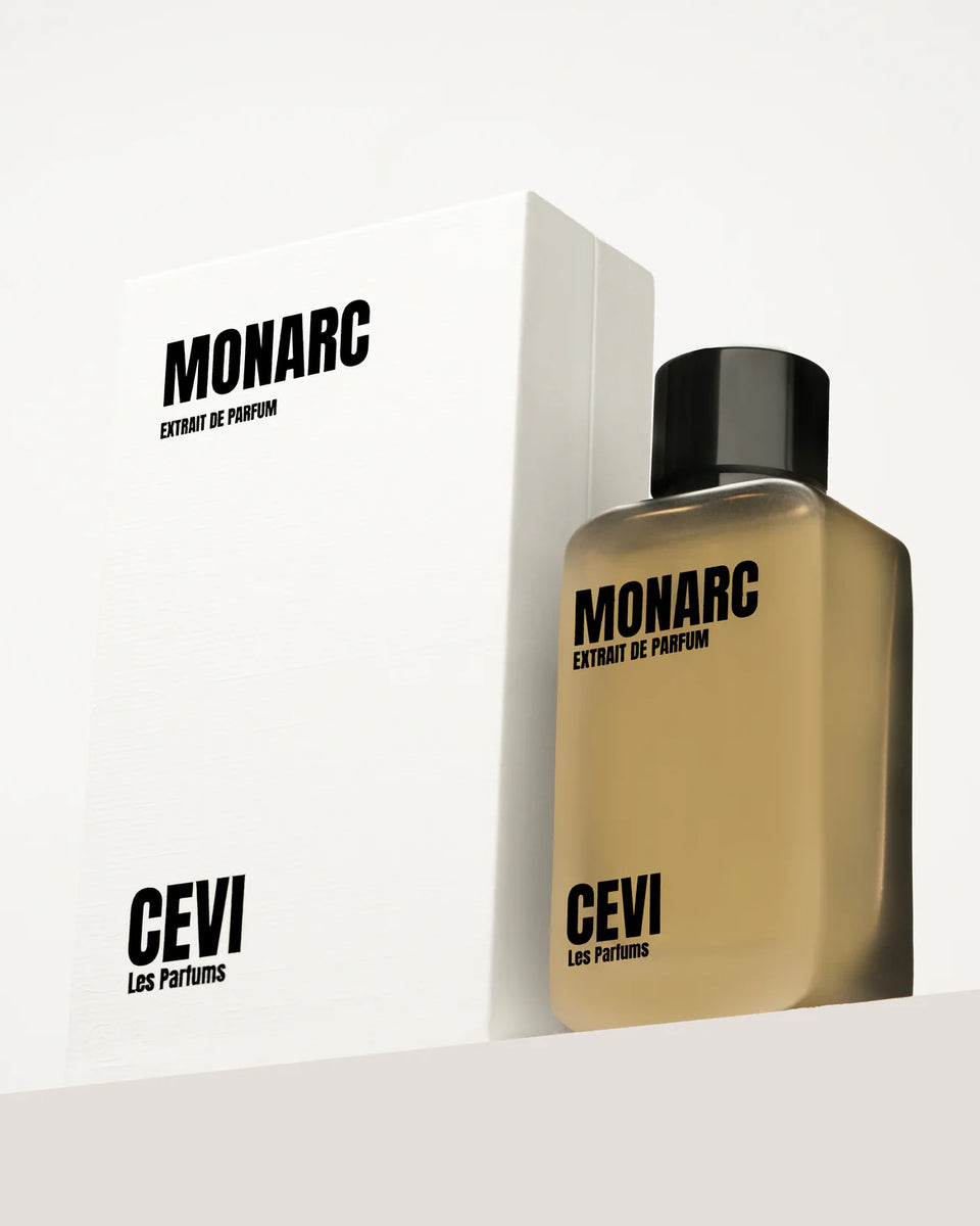 Monarc by CEVI: Luxurious Chypre Fruity Fragrance – Scent of the Dunes